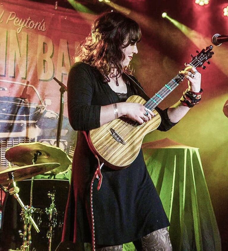 Rachel Santa Cruz - Puffers of Pismo